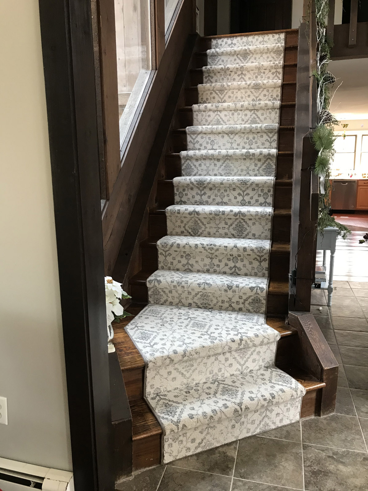 Colonial Carpet & Flooring | Photo Gallery Carpet, Hardwood, Tile & More