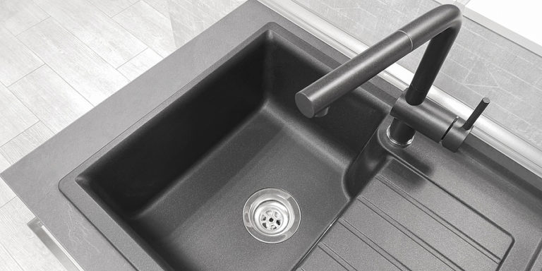 What Are 3 Main Types of Kitchen Sink Materials? - Soliditas