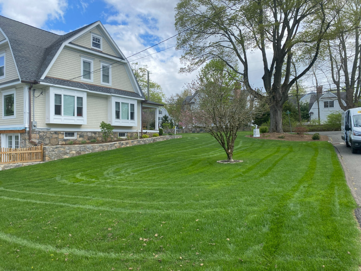 Organic Lawn Care Services | Organic Nature Lawn Care | NY and CT | 203 ...