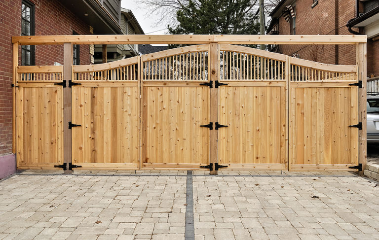 Using Designer Fencing to Match Your Home Design - Fence It In