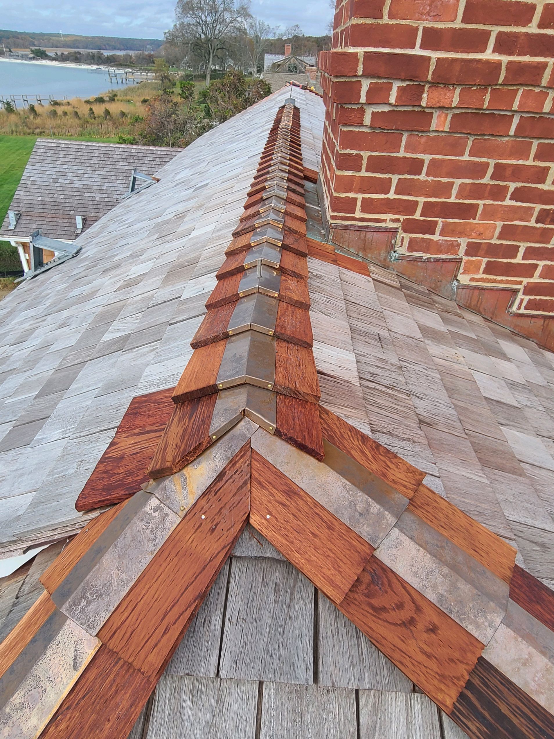 Signs Of A Damaged And Dangerous Roof - Turada Shingles